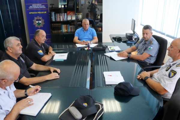 Radni sastanak VD Komesara MUP USK-a Bihać i Granične policije BiH ...